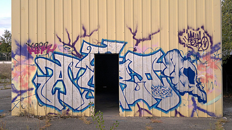 ASTRO graffiti photos