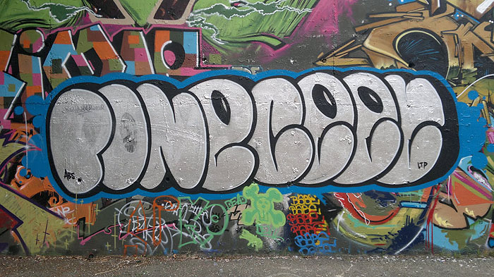 Ceet graffiti photos - page 2
