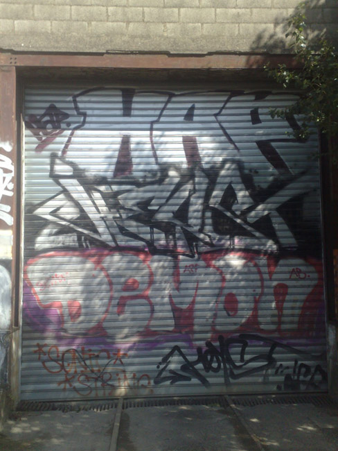 Demon graffiti photos - page 2