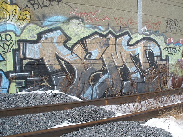 Demi graffiti photos